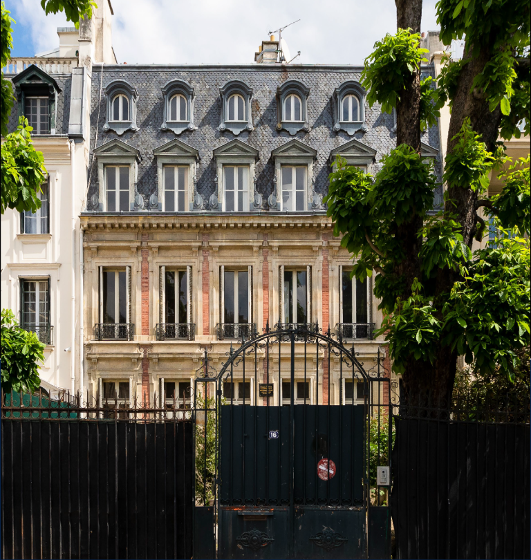Vente Hôtel particulier Paris 16 11 Pièces 671.8 m²