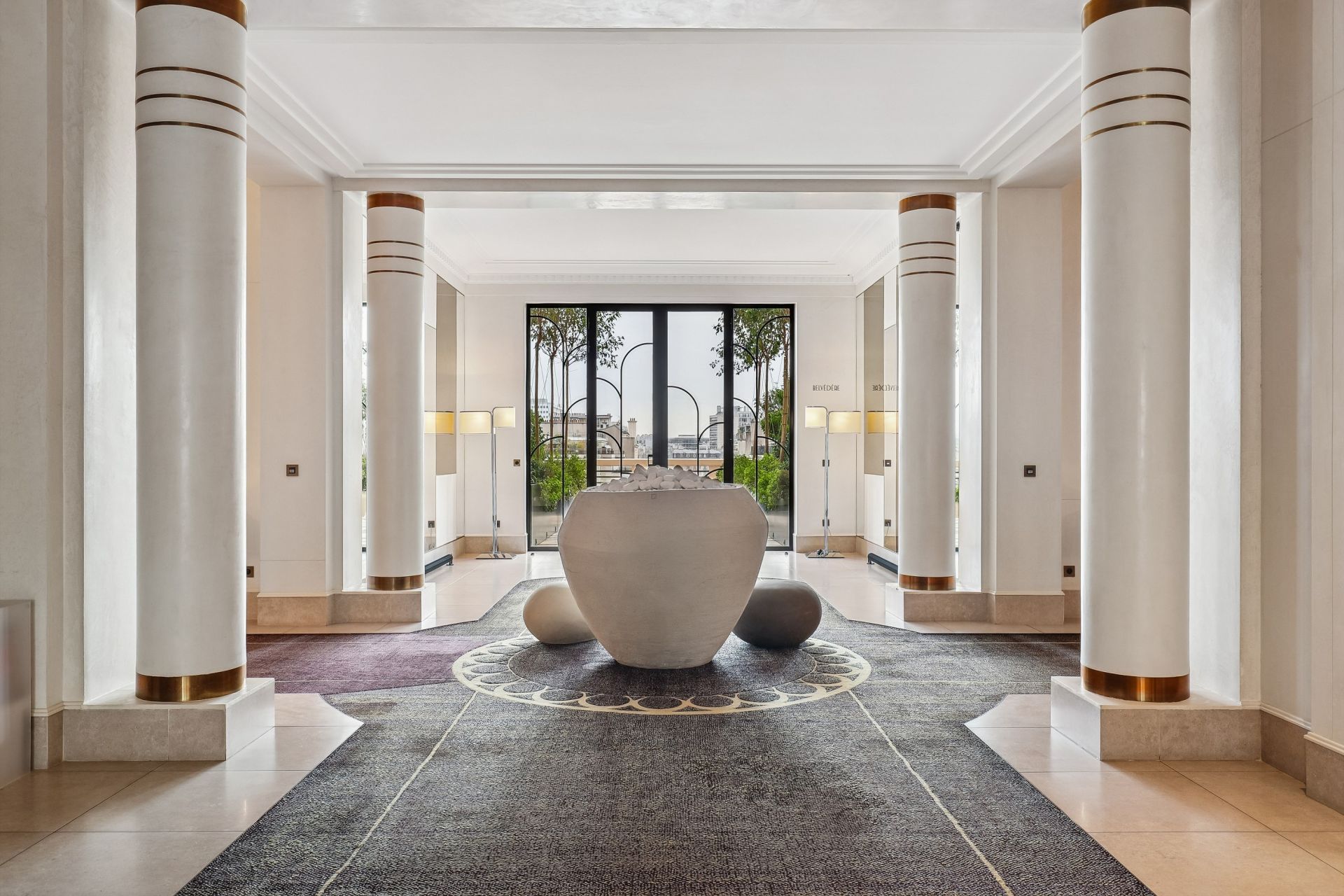 Sale Luxury apartment Paris 16 3 Rooms 91.63 m²