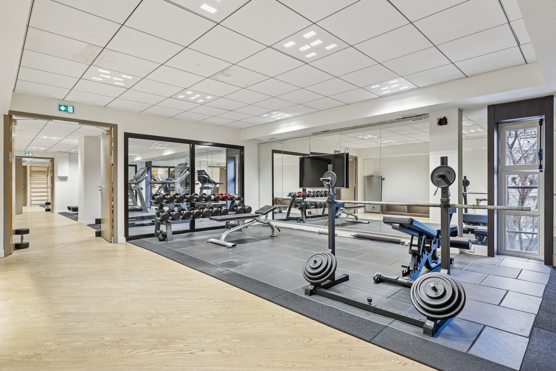 Sale Luxury apartment Paris 16 3 Rooms 91.63 m²