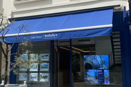 Agence immobilière de luxe spécialisée dans l'immobilier de prestige à Nice